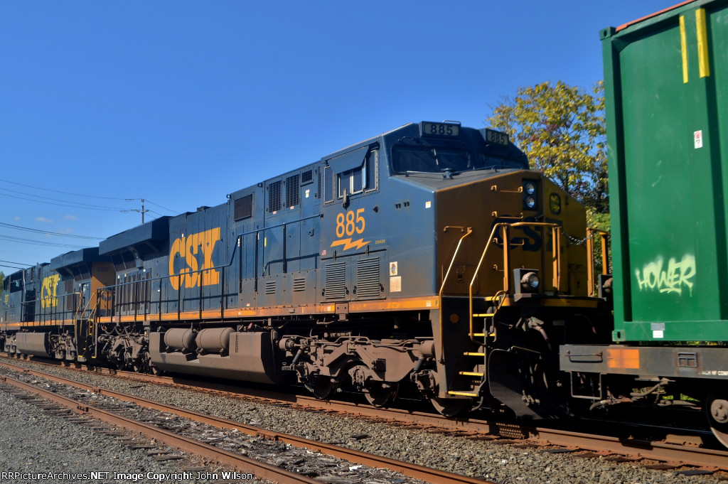 CSX 885